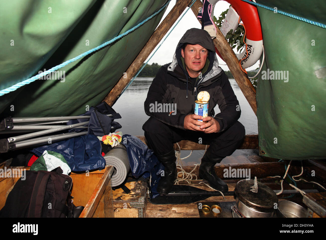 Timber raft hi-res stock photography and images - Alamy
