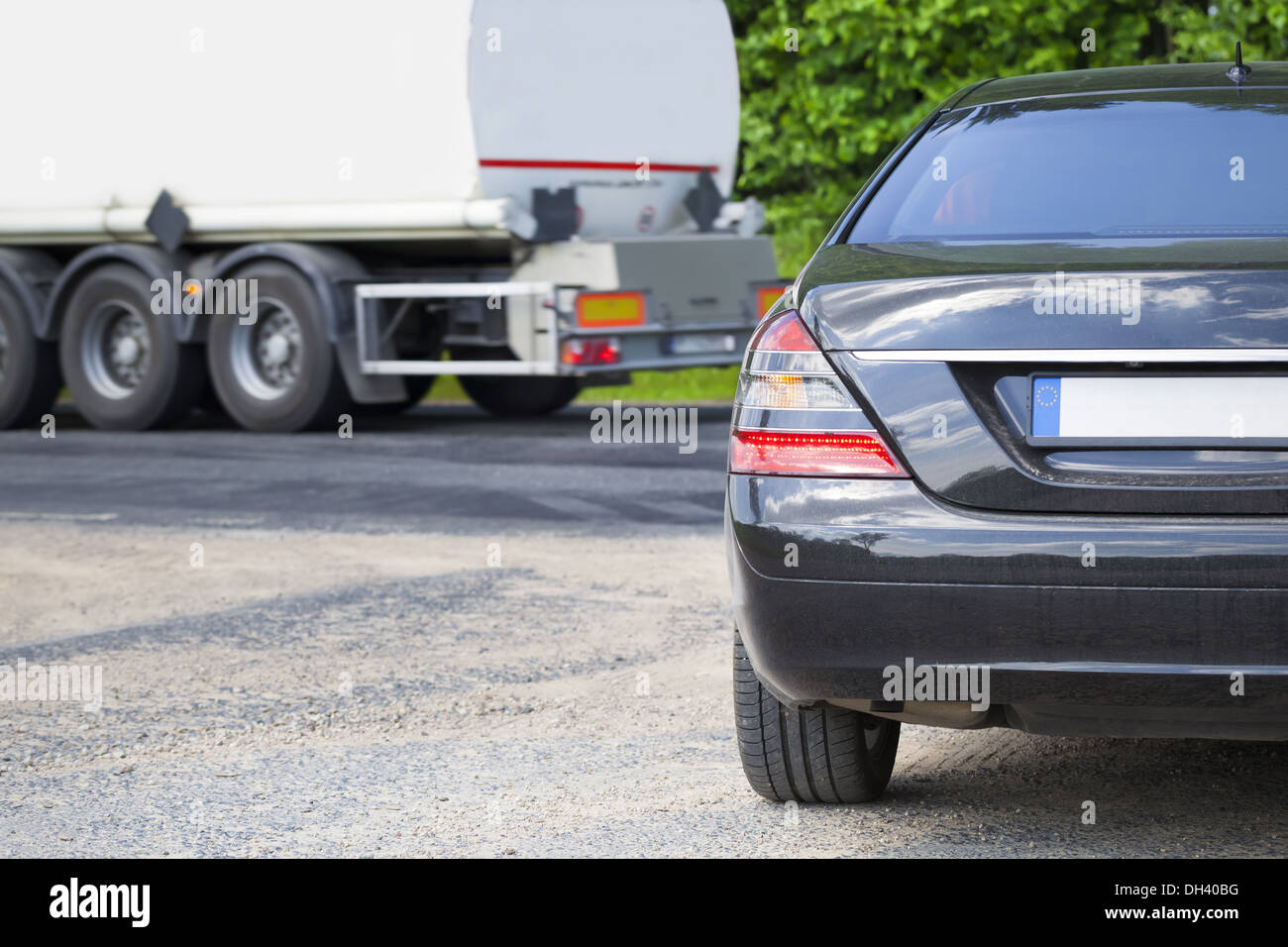 Car intersection hi-res stock photography and images - Alamy