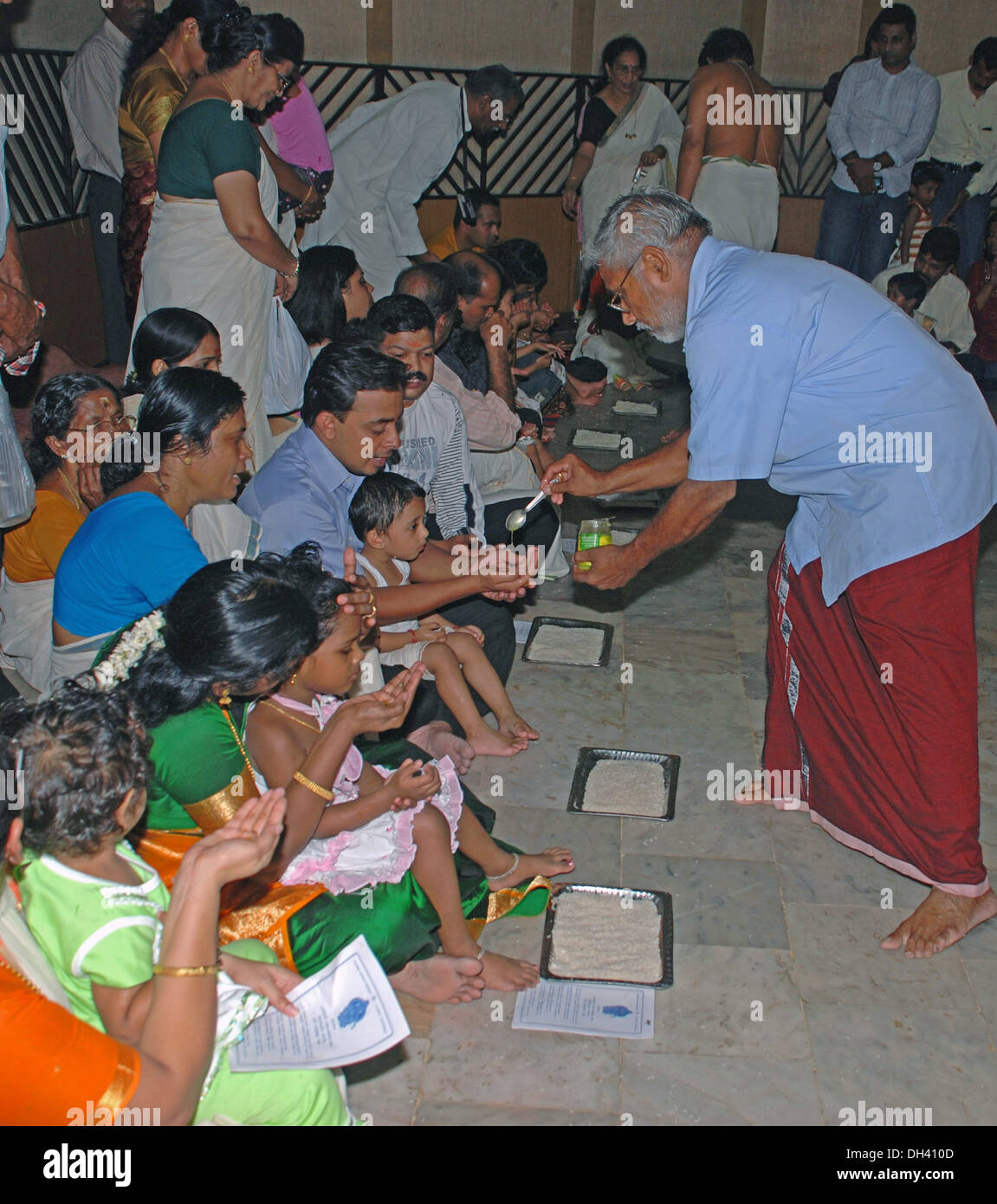 Vidyarambham hi-res stock photography and images - Alamy