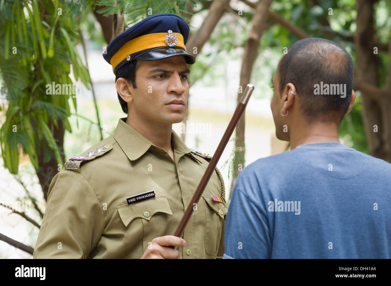 Indian police officer mumbai india hi-res stock photography and images ...