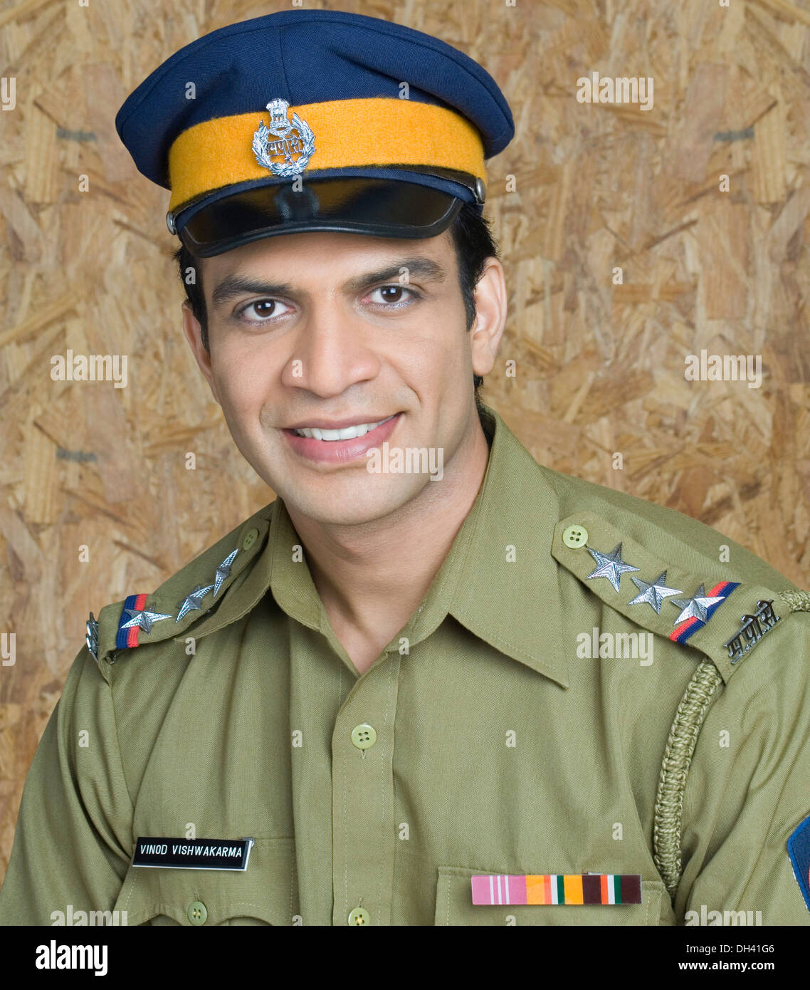 Indian policeman hi-res stock photography and images - Alamy