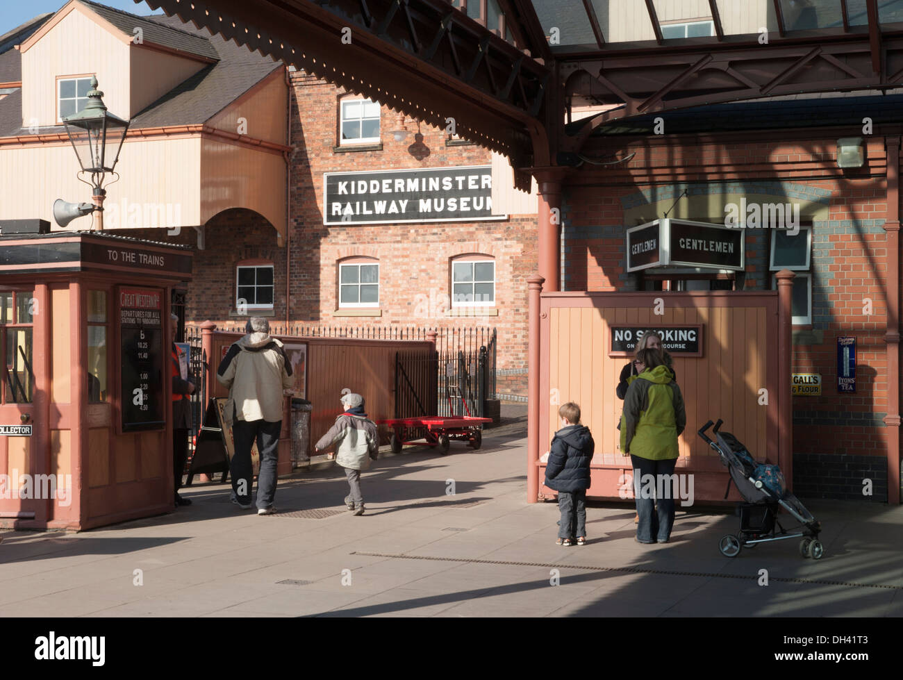 Kidderminster railway museum hi-res stock photography and images - Alamy