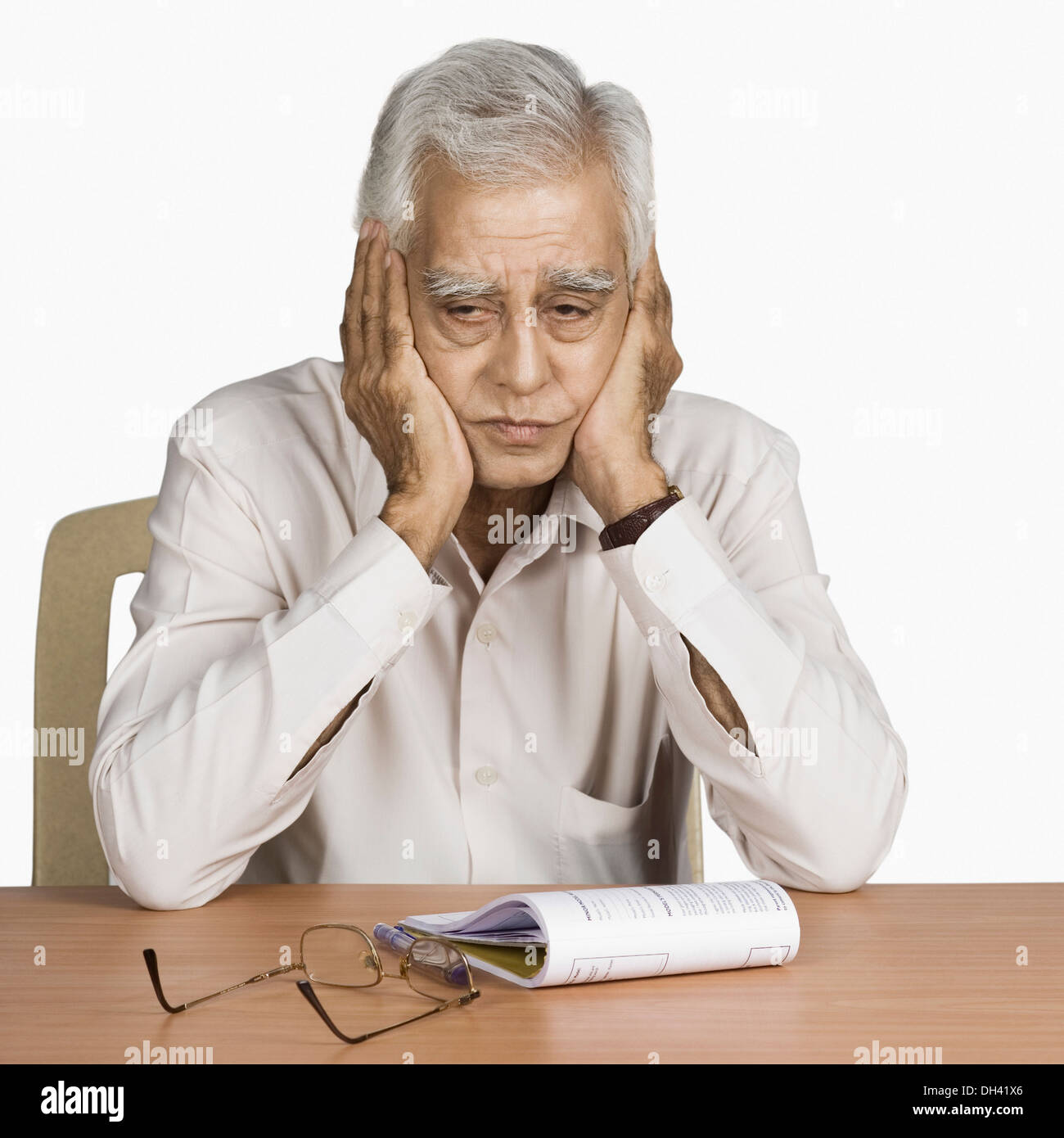 Old indian man head down hi-res stock photography and images - Alamy