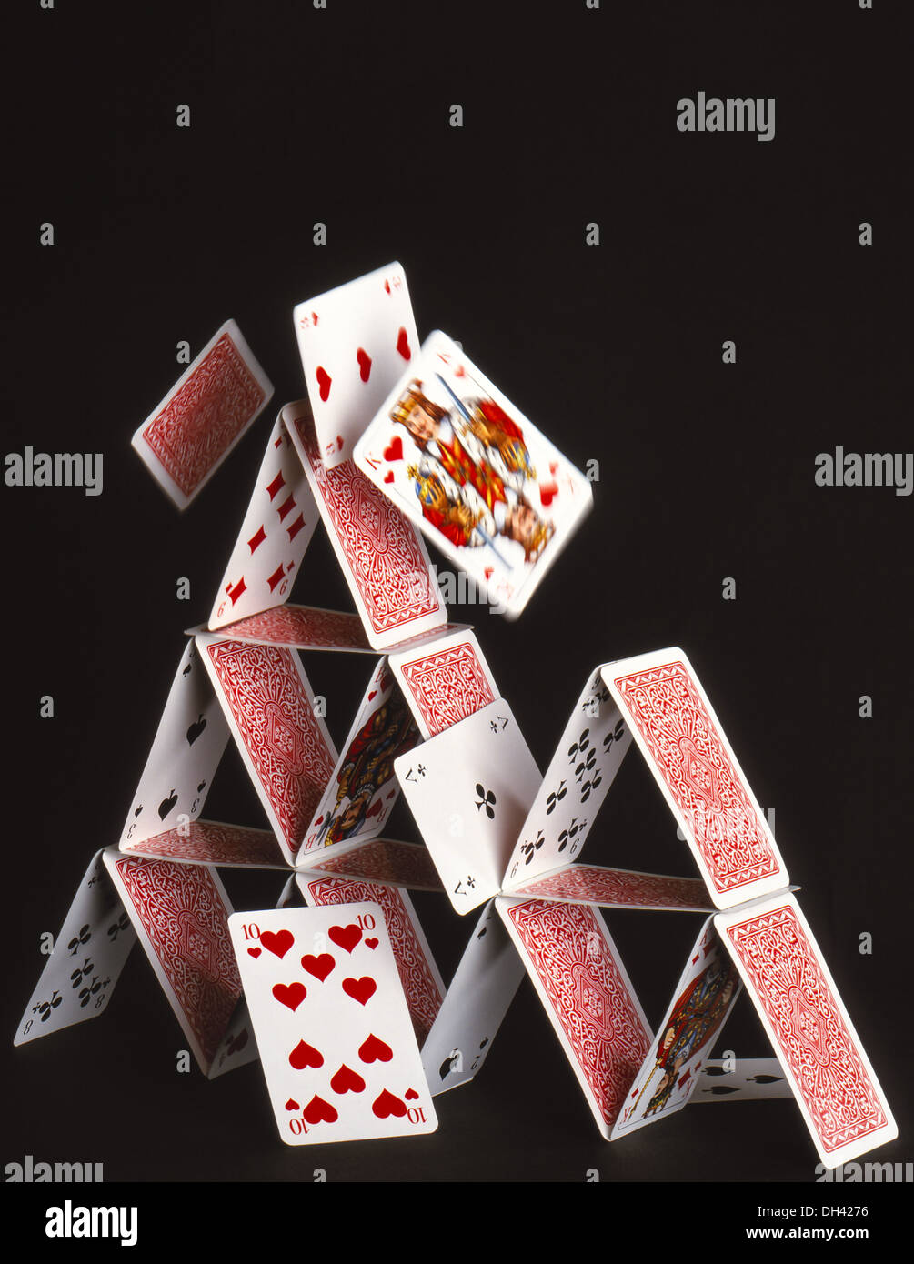 Kartenhaus hi-res stock photography and images - Alamy