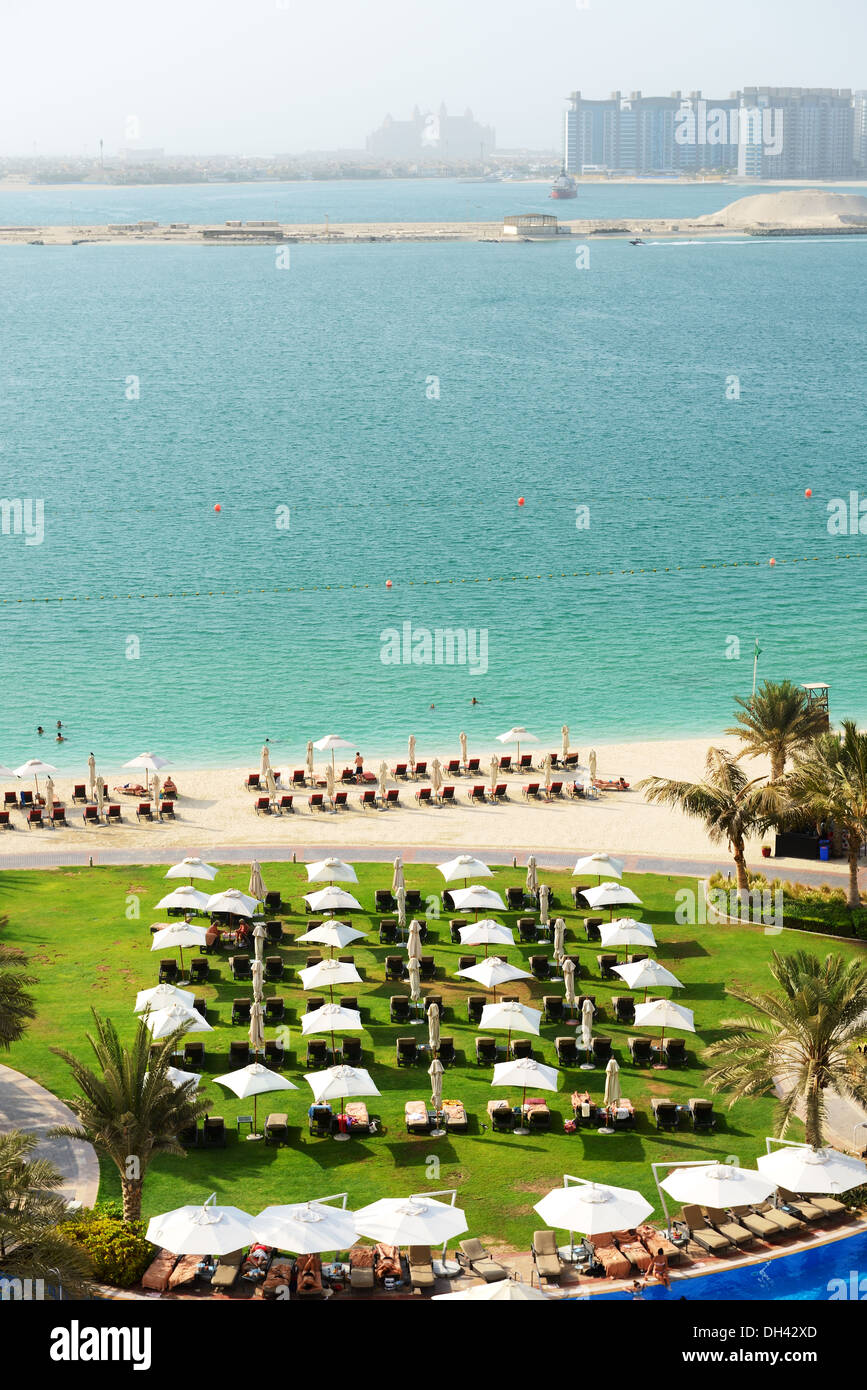 Beach with a view on Jumeirah Palm man-made island, Dubai, UAE Stock ...
