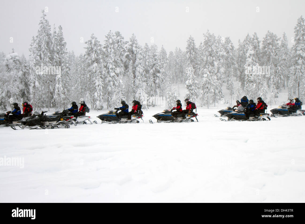 Group of snowmobiles hi-res stock photography and images - Alamy