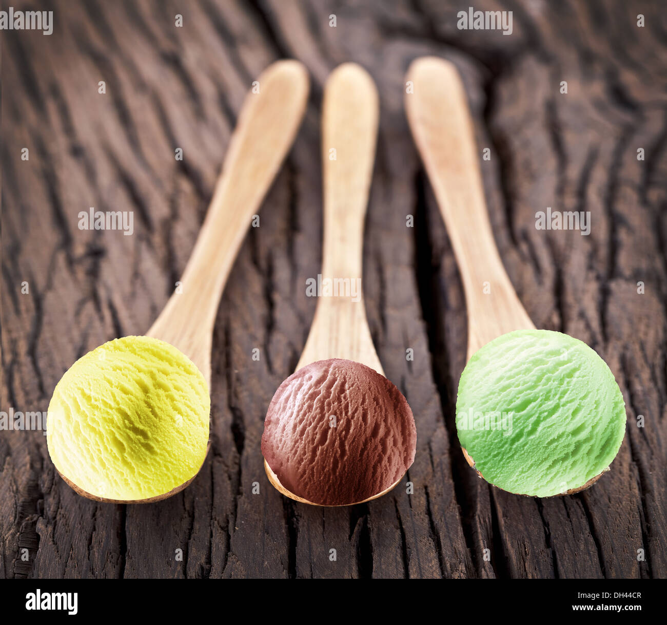 Ice cream balls hi-res stock photography and images - Alamy