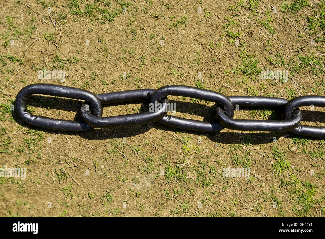 Iron chain link Stock Photo - Alamy