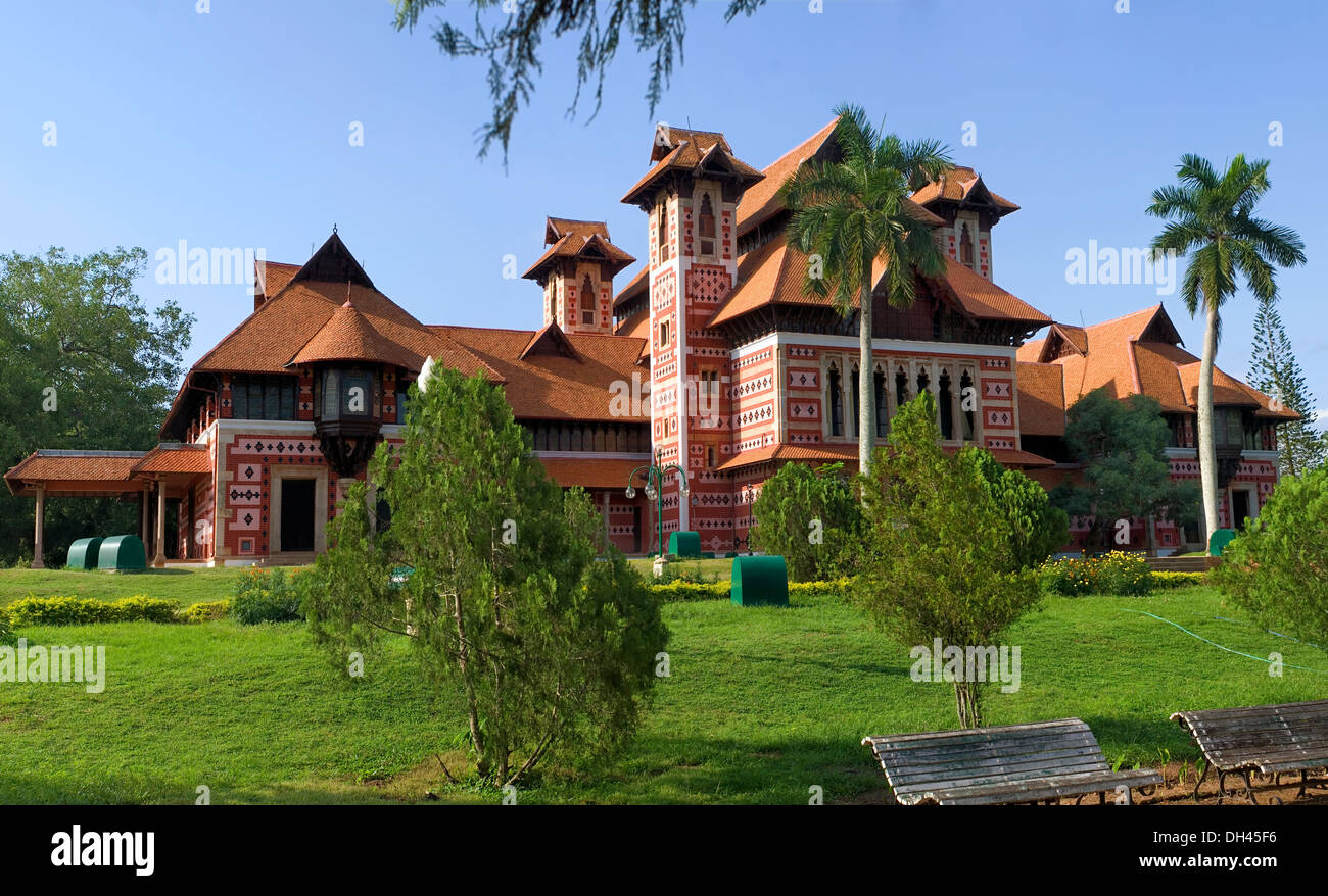 Napier museum building hi-res stock photography and images - Alamy