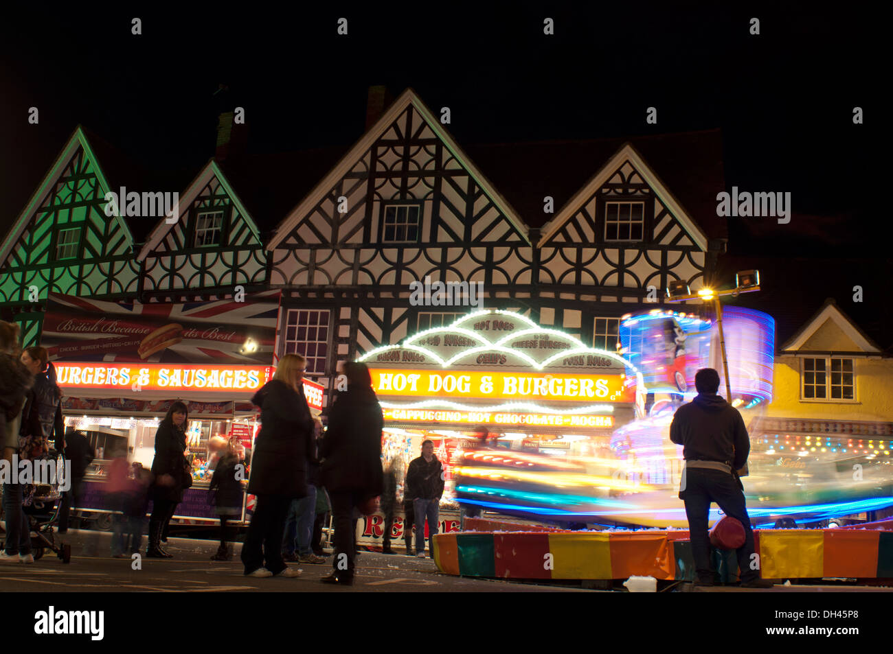 Warwick Mop Fair at night, Warwick, UK Stock Photo - Alamy