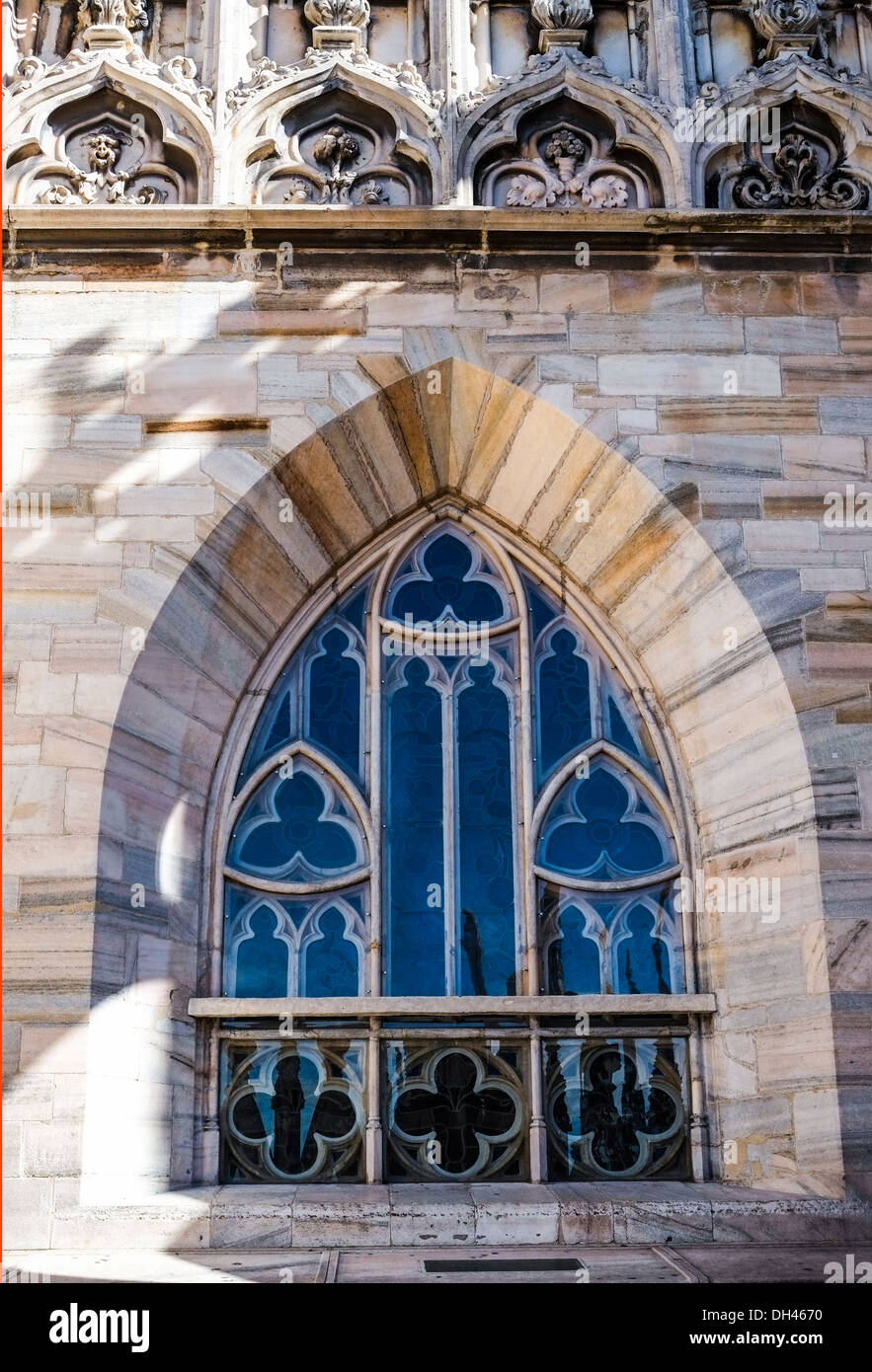 Milan cathedral window hi-res stock photography and images - Alamy