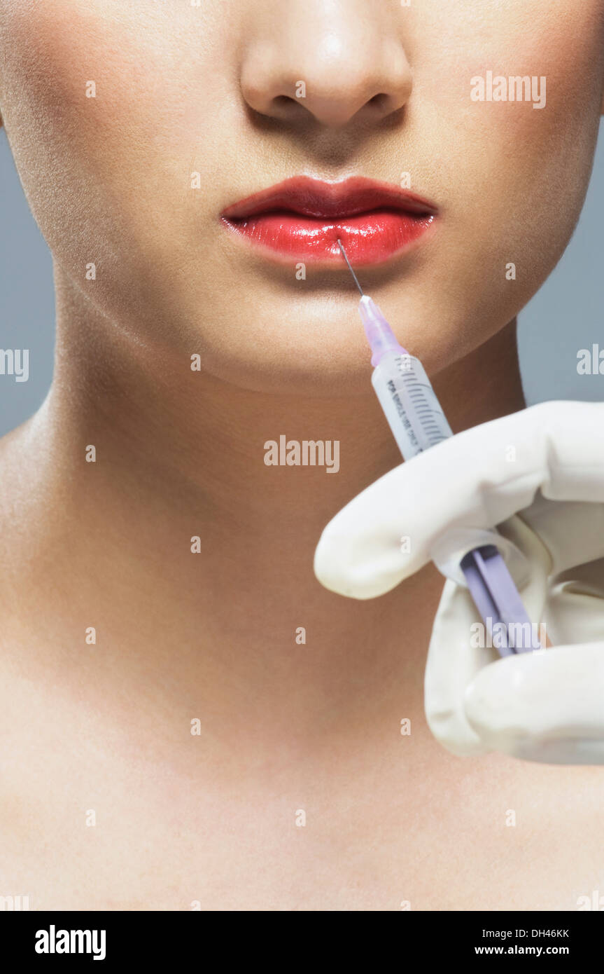 Women injection india hi-res stock photography and images - Alamy
