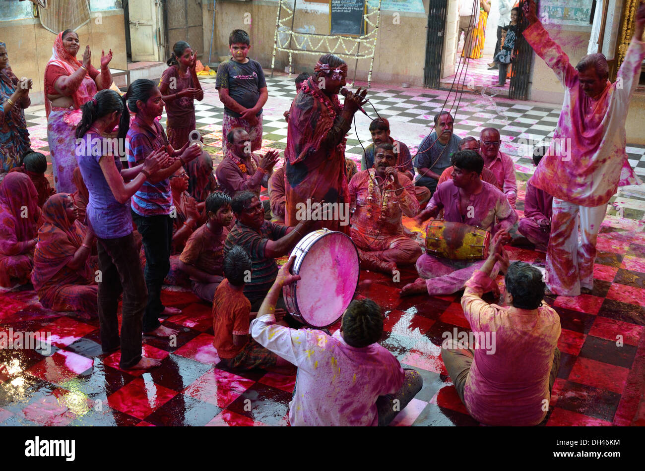 Indian Children Playing Holi High Resolution Stock Photography and ...