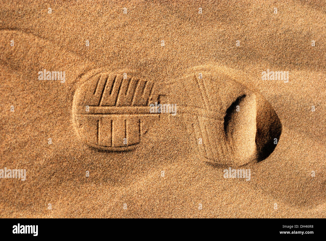 one shoe print foot mark on desert sand Jaisalmer Rajasthan India Asia ...