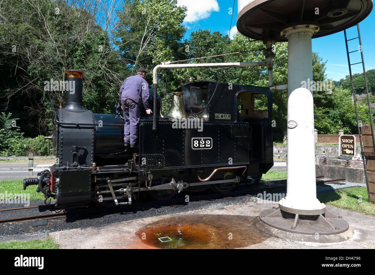 Welshpool railway hi-res stock photography and images - Alamy