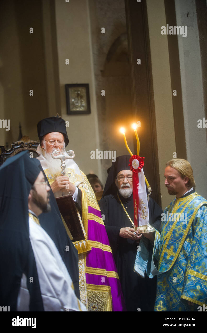 Catholic and orthodox hi-res stock photography and images - Alamy