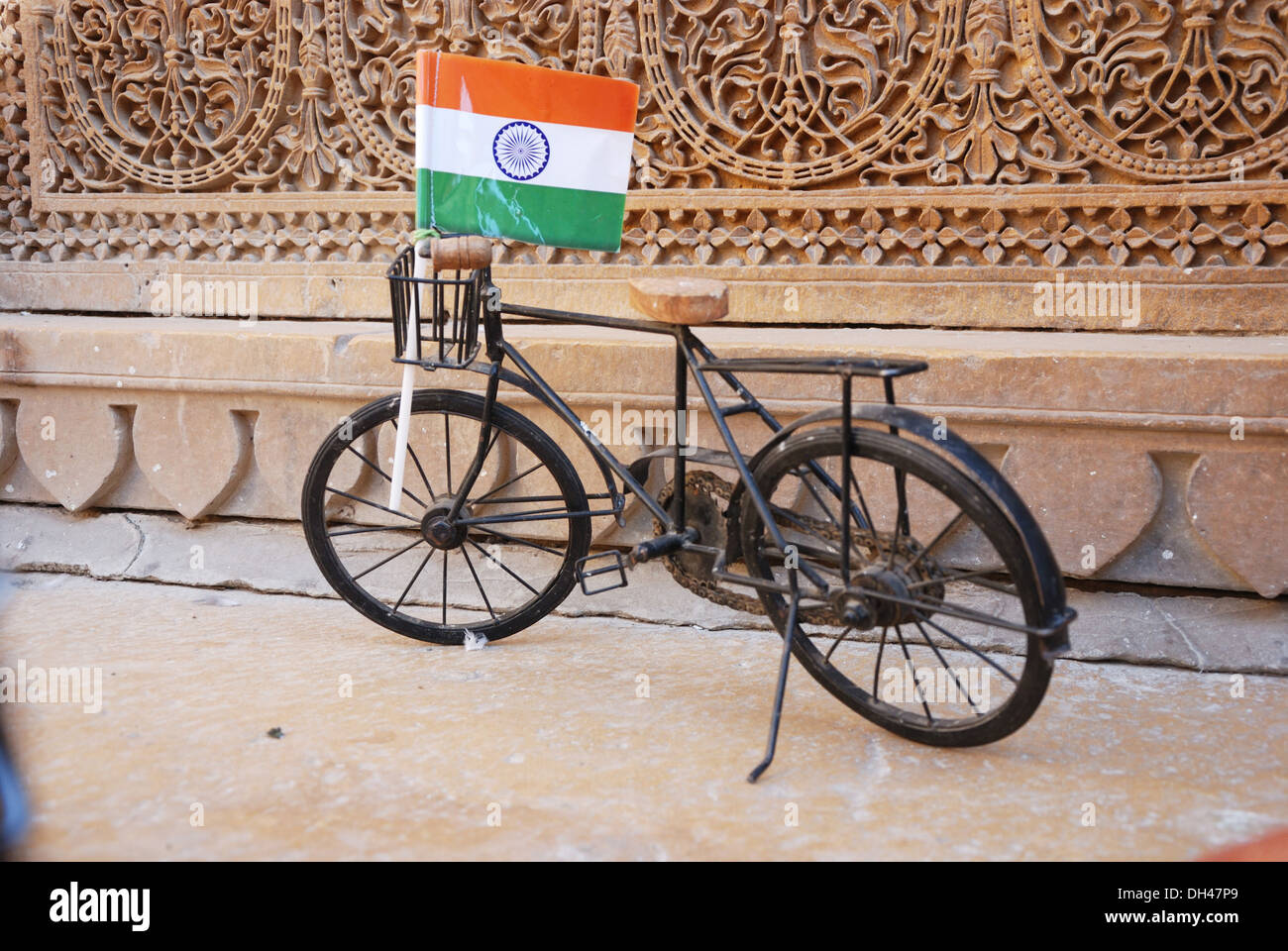 Indian National Flag Vehicle High Resolution Stock Photography and ...