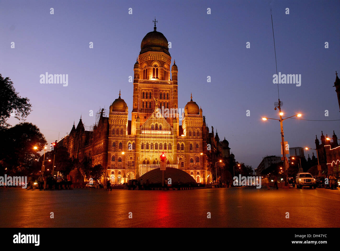 BMC , Bombay Municipal Corporation building illuminated at night ...