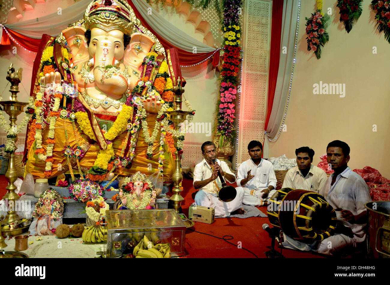 Ganesh Festival South Indian musicians Matunga Ganpati mandal Mumbai ...