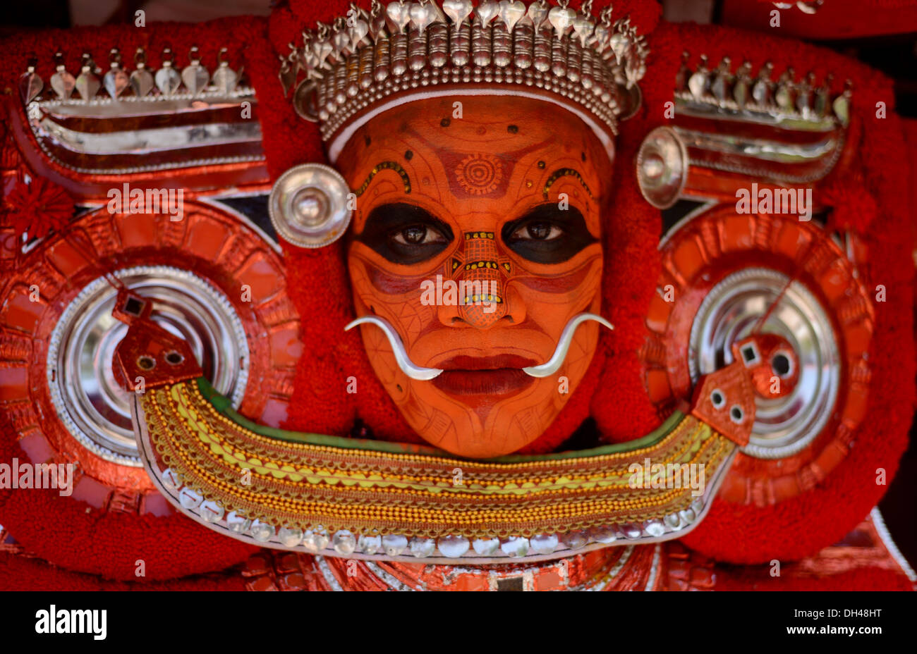 Theyyam eyes hi-res stock photography and images - Alamy