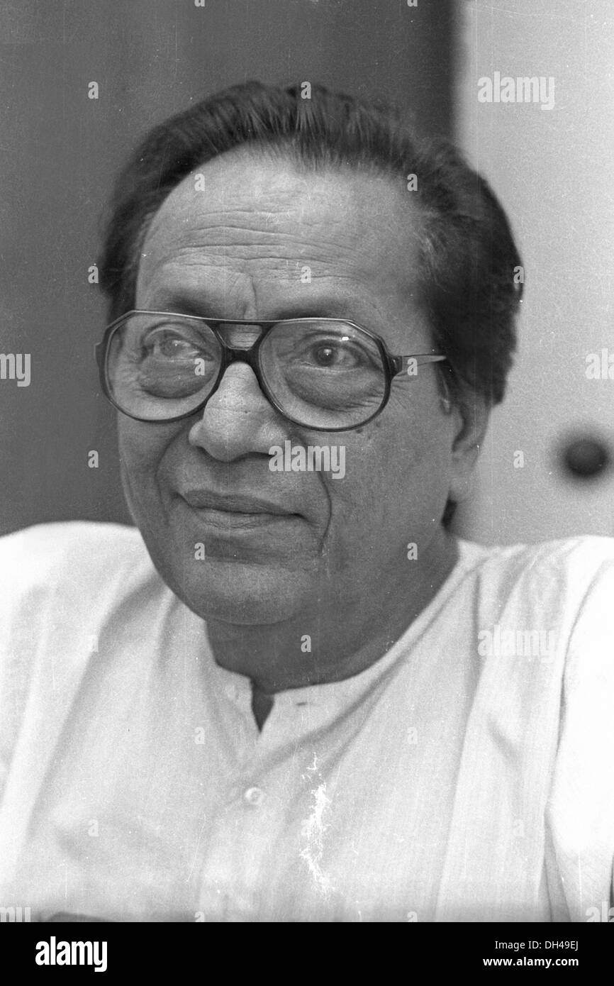 Kamleshwar , Indian writer , prominent 20th-century Hindi writer, and ...