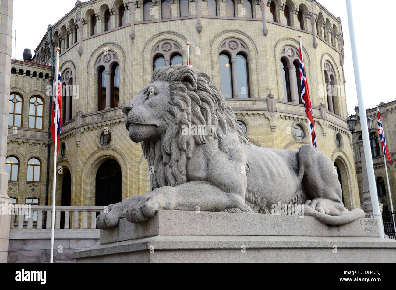 Norwegian Parliament building Karl Johans Gate the main thoroughfare in ...