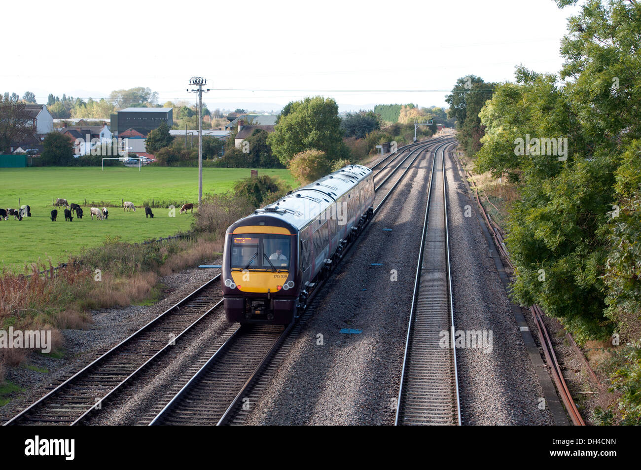 Cross Country class 170 Turbo Star train at Stoke Prior, Worcestershire ...