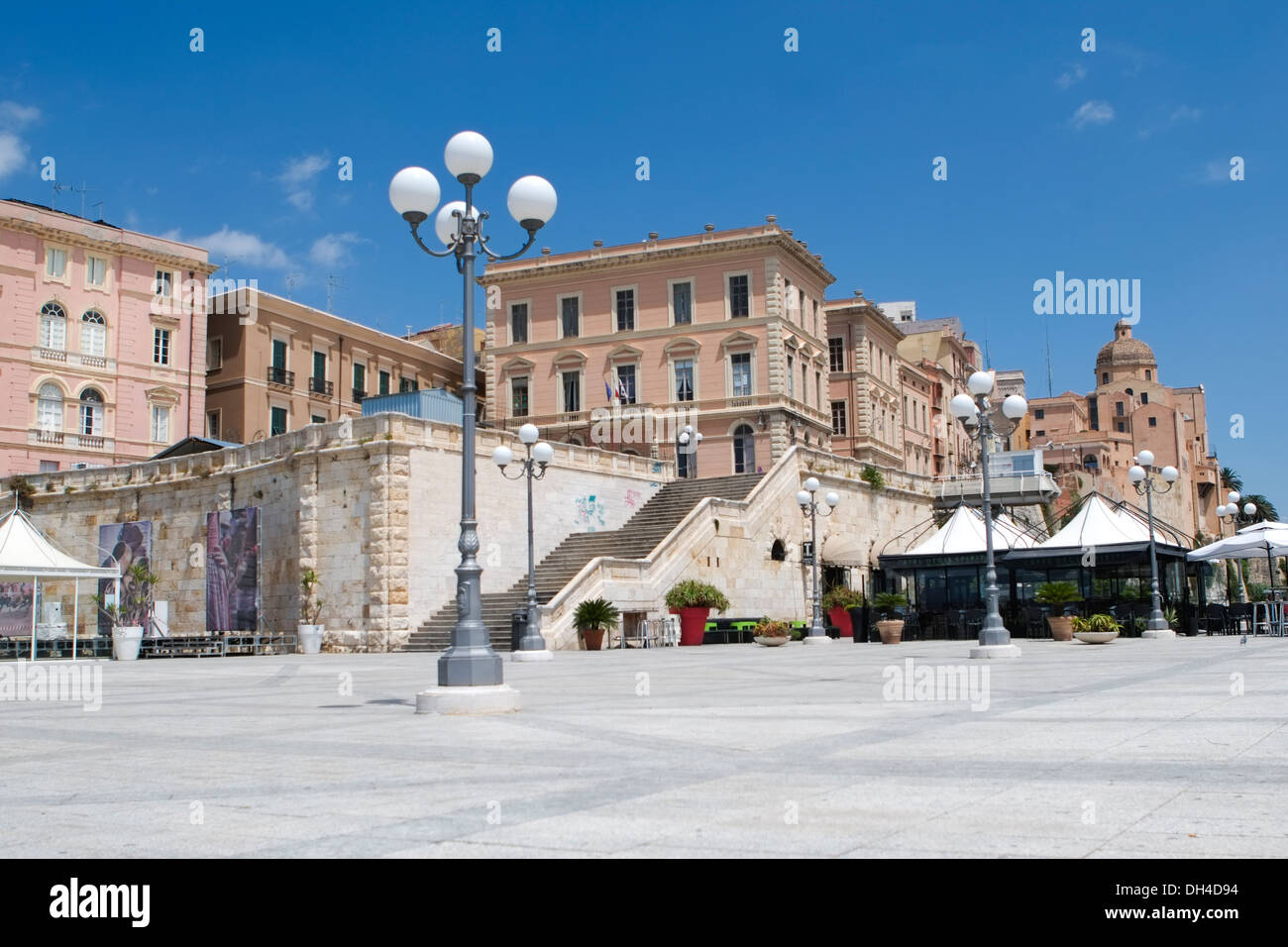 Bastione San Remy square in castello district, downtown Cagliari ...