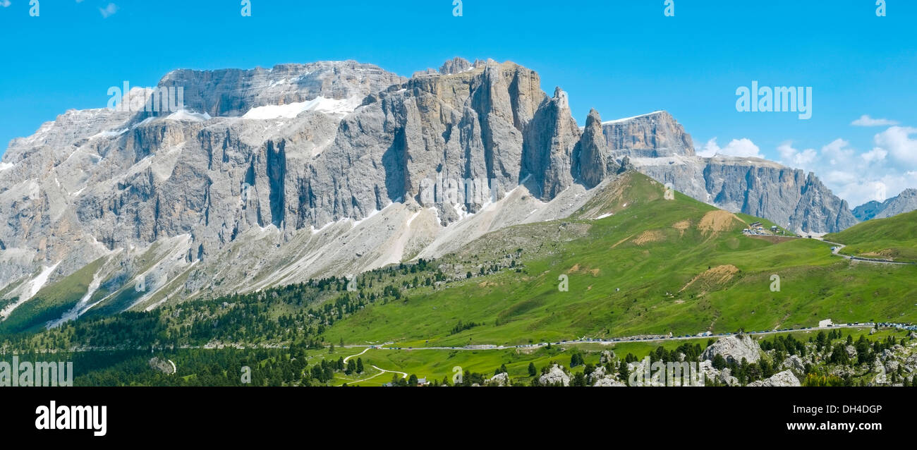 Sella pass hi-res stock photography and images - Alamy