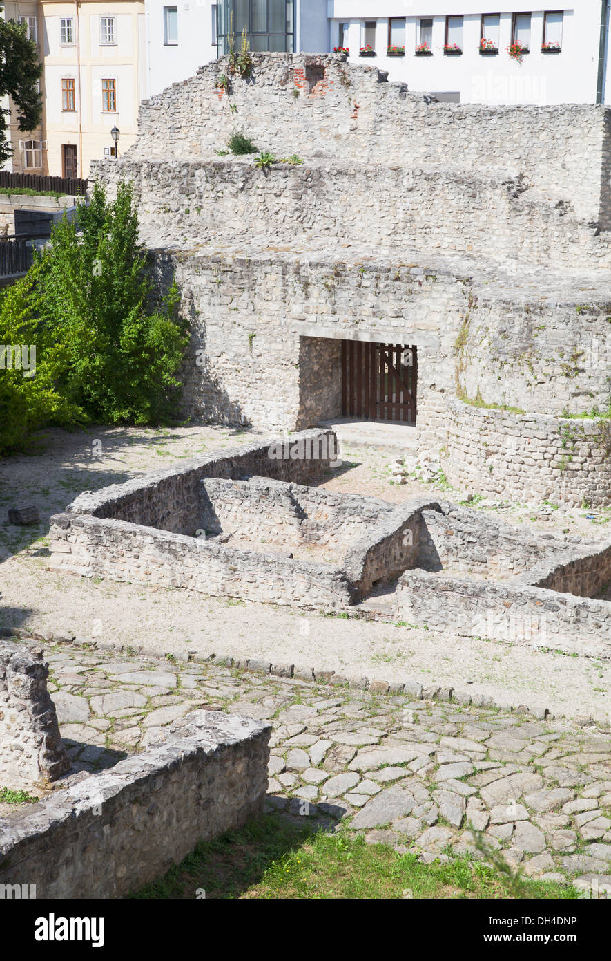 Roman ruins open air hi-res stock photography and images - Alamy