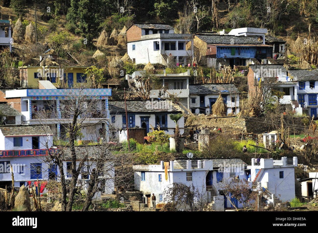 Village houses uttarakhand india High Resolution Stock Photography and ...