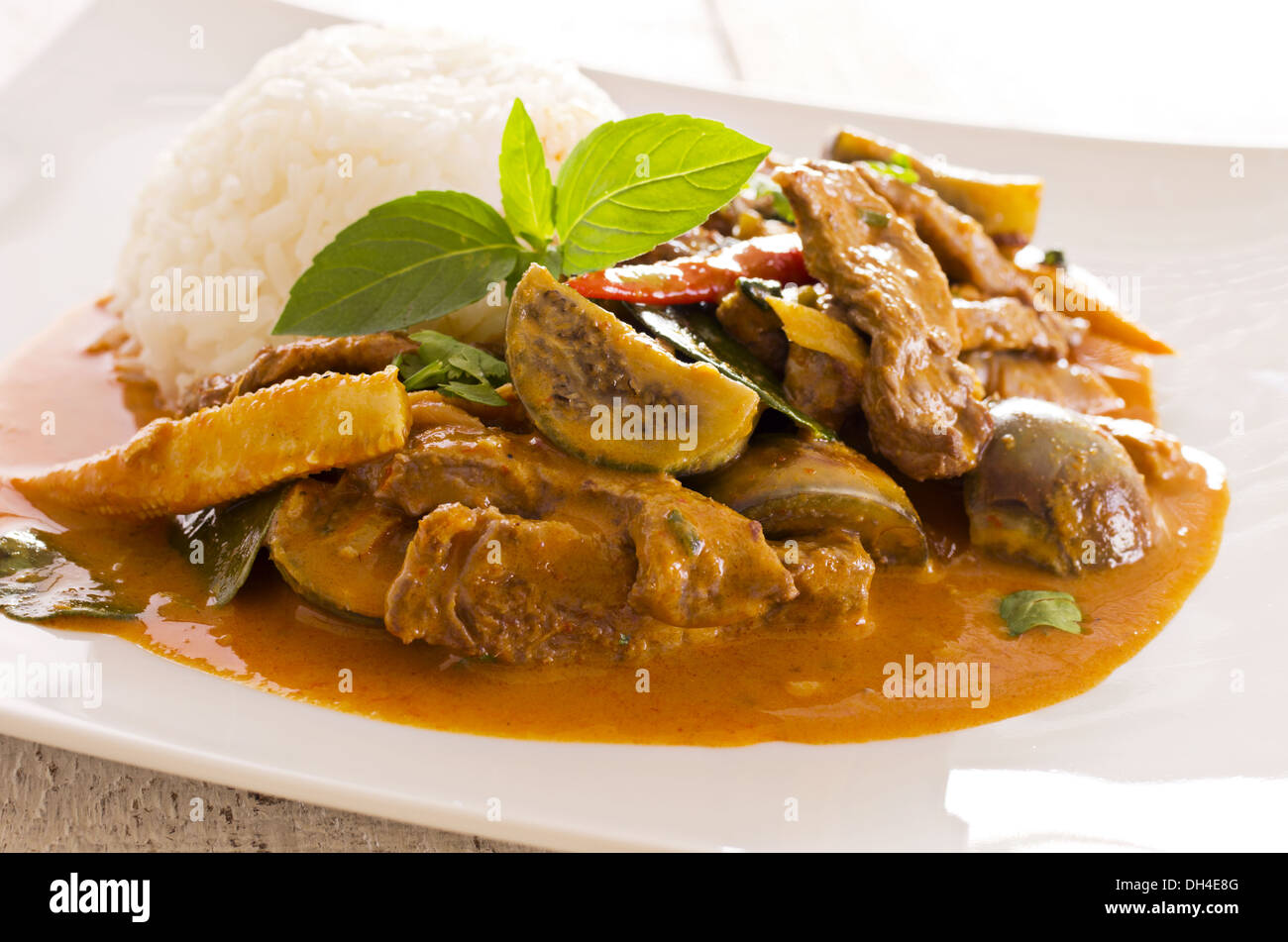 Thai red rice hi-res stock photography and images - Alamy