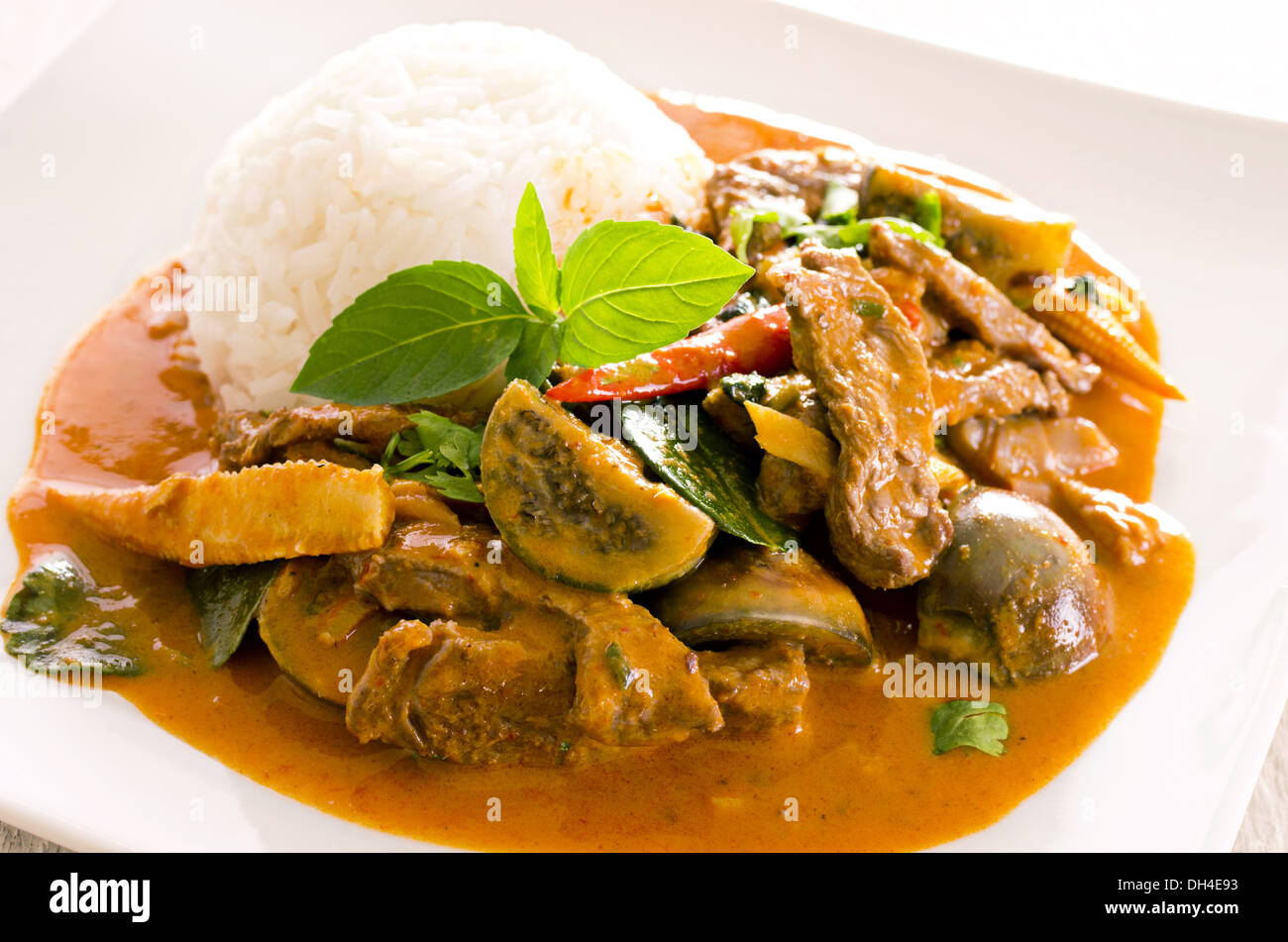 Thai pro hi-res stock photography and images - Alamy