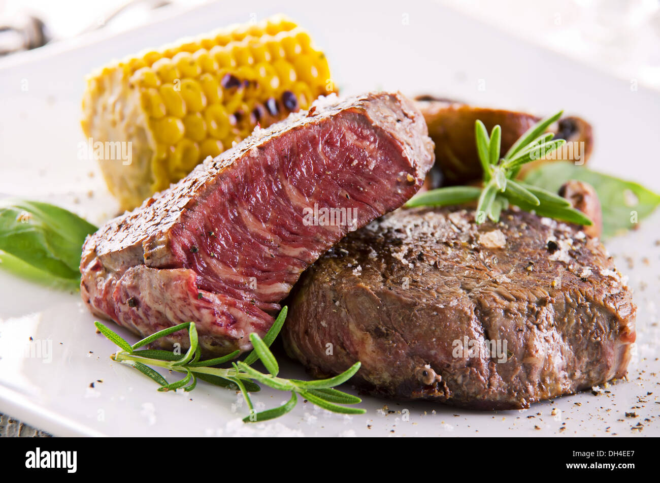 beef steak with vegetables Stock Photo - Alamy