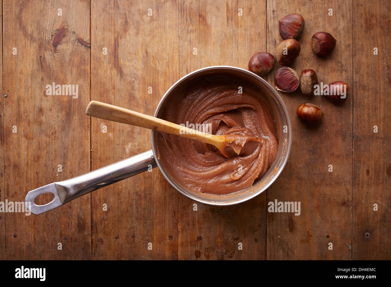 Pot butter and chestnut hi-res stock photography and images - Alamy