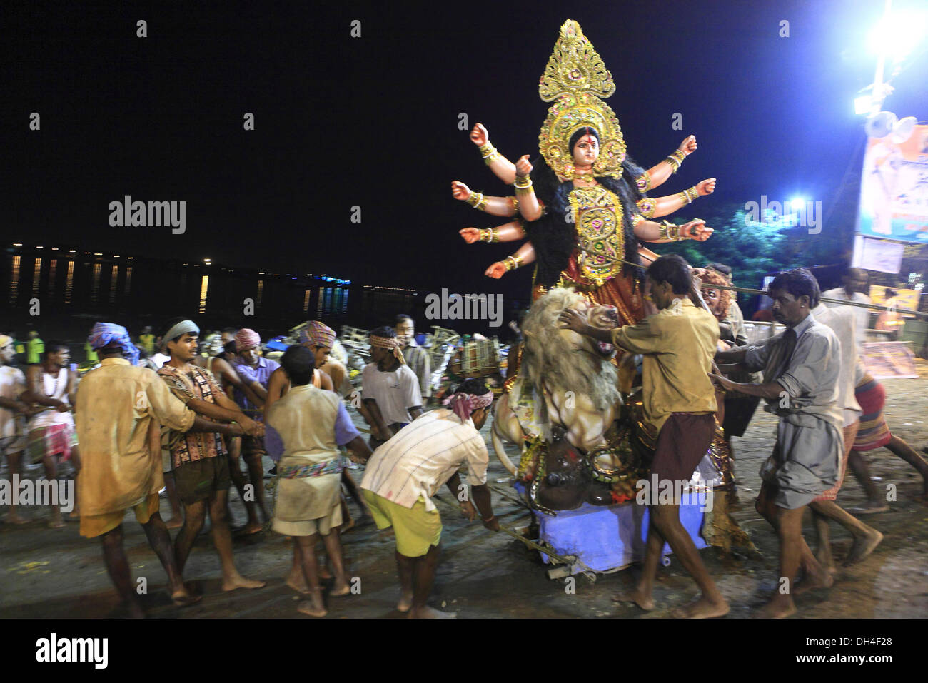 Procession kolkata hi-res stock photography and images - Alamy