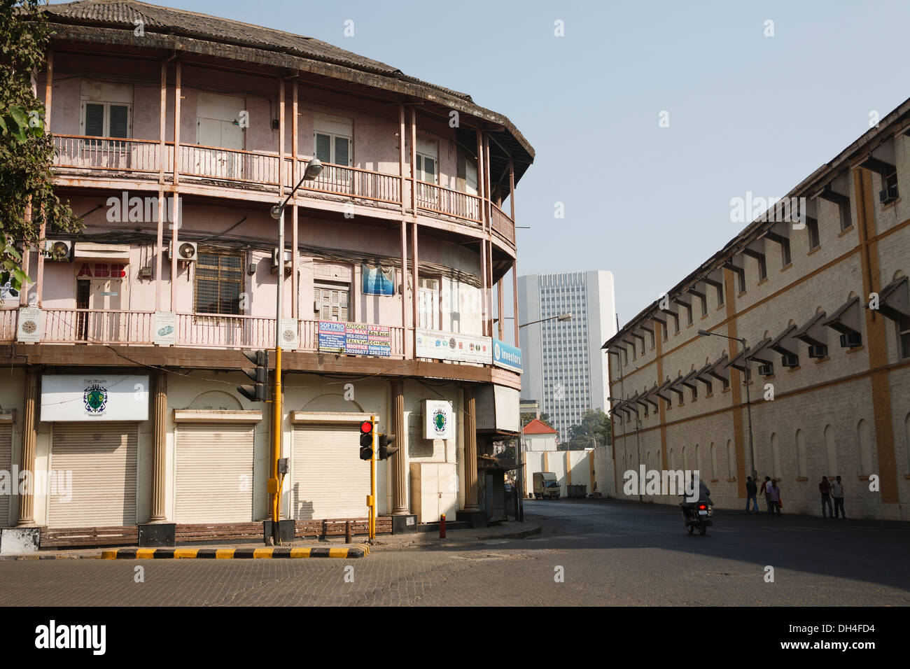 Rbi building mumbai india hi-res stock photography and images - Alamy