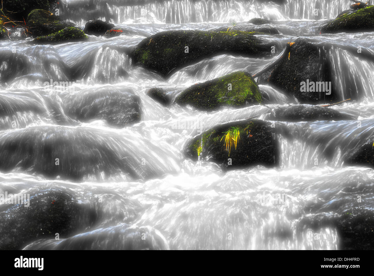 Water flowing through between hi-res stock photography and images - Alamy