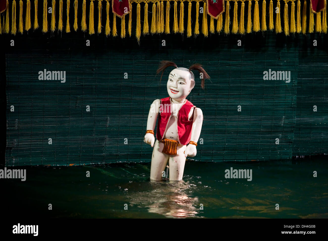 Vietnam Vietnamese Water Puppets High Resolution Stock Photography and ...