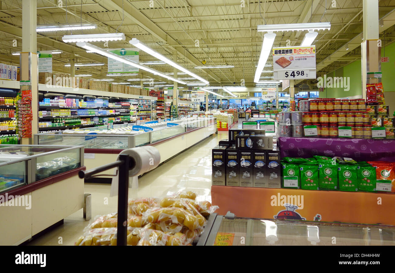 Supermarket aisle in Toronto, Canada Stock Photo - Alamy