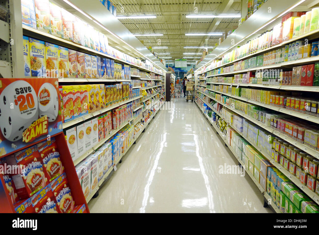 Supermarket aisle in Toronto, Canada Stock Photo - Alamy
