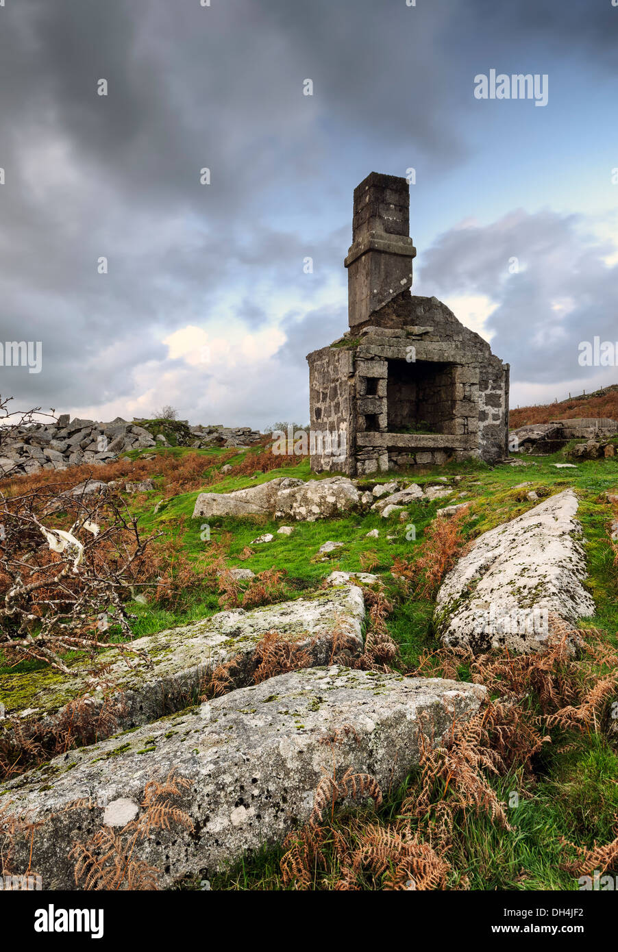 Ruined house on bodmin moor hi-res stock photography and images - Alamy