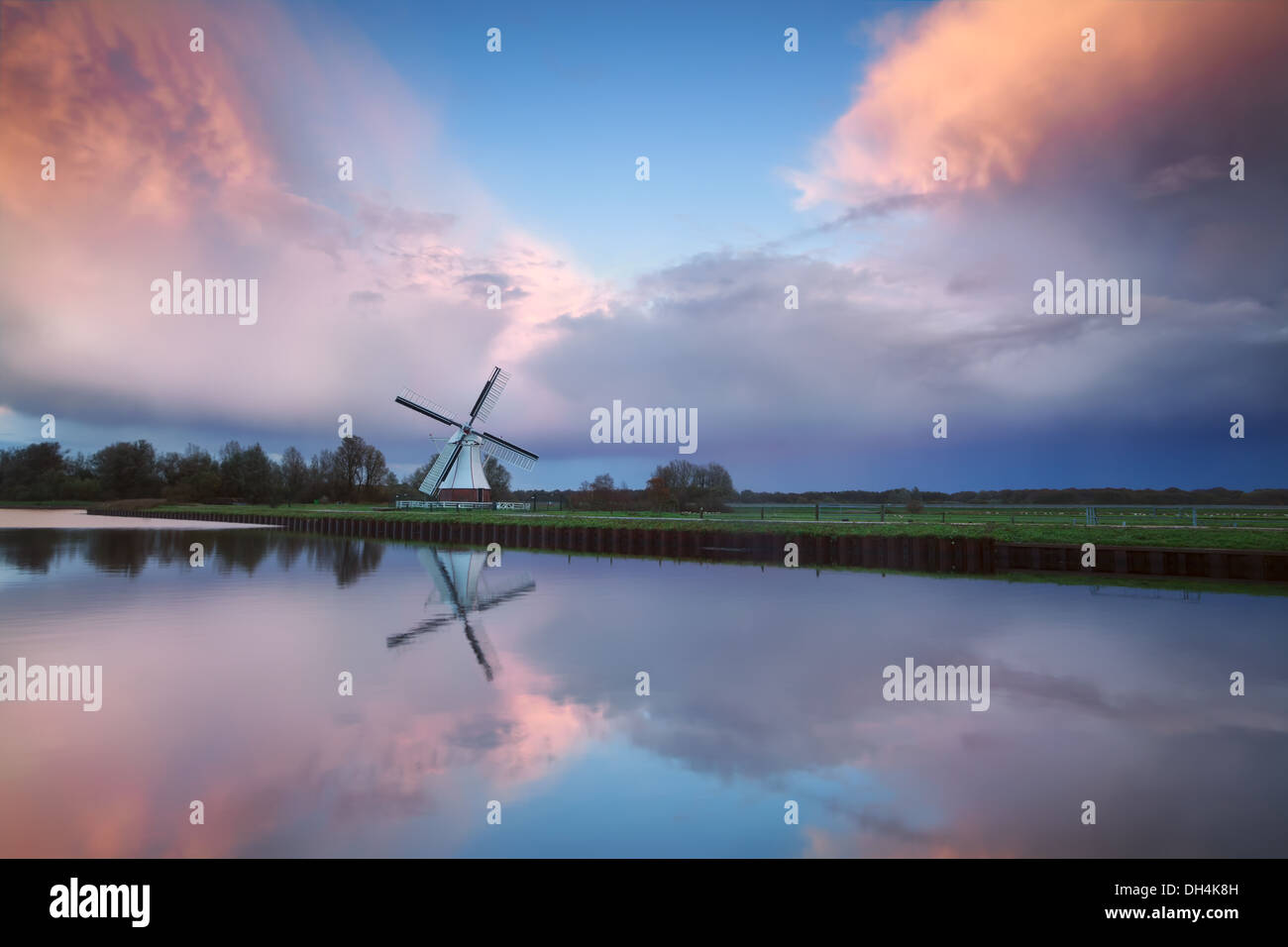 Sunset over windmill hi-res stock photography and images - Alamy