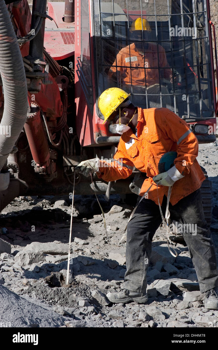 Drilling blast holes hi-res stock photography and images - Alamy