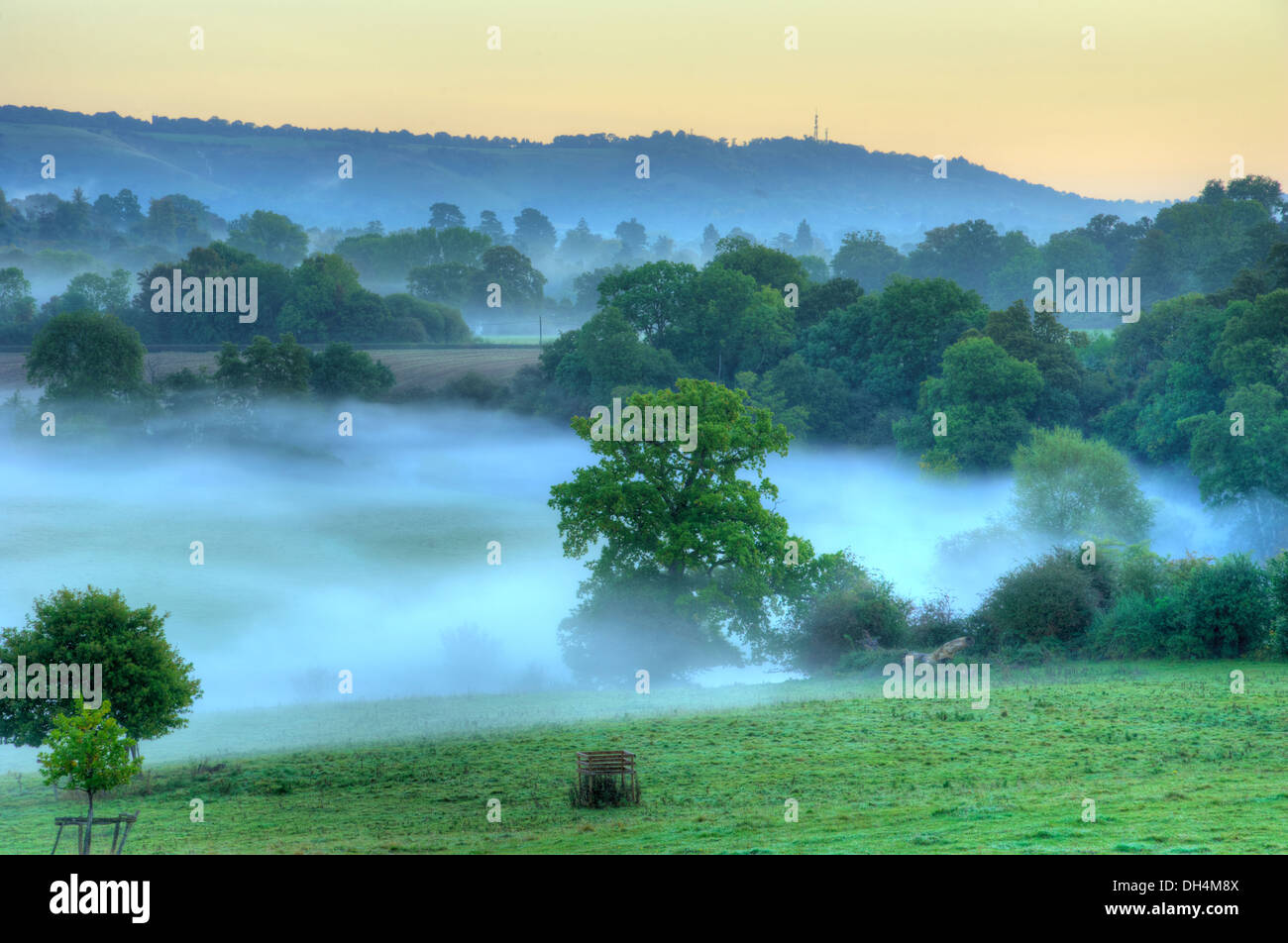 Box hill surrey sunset hi-res stock photography and images - Alamy