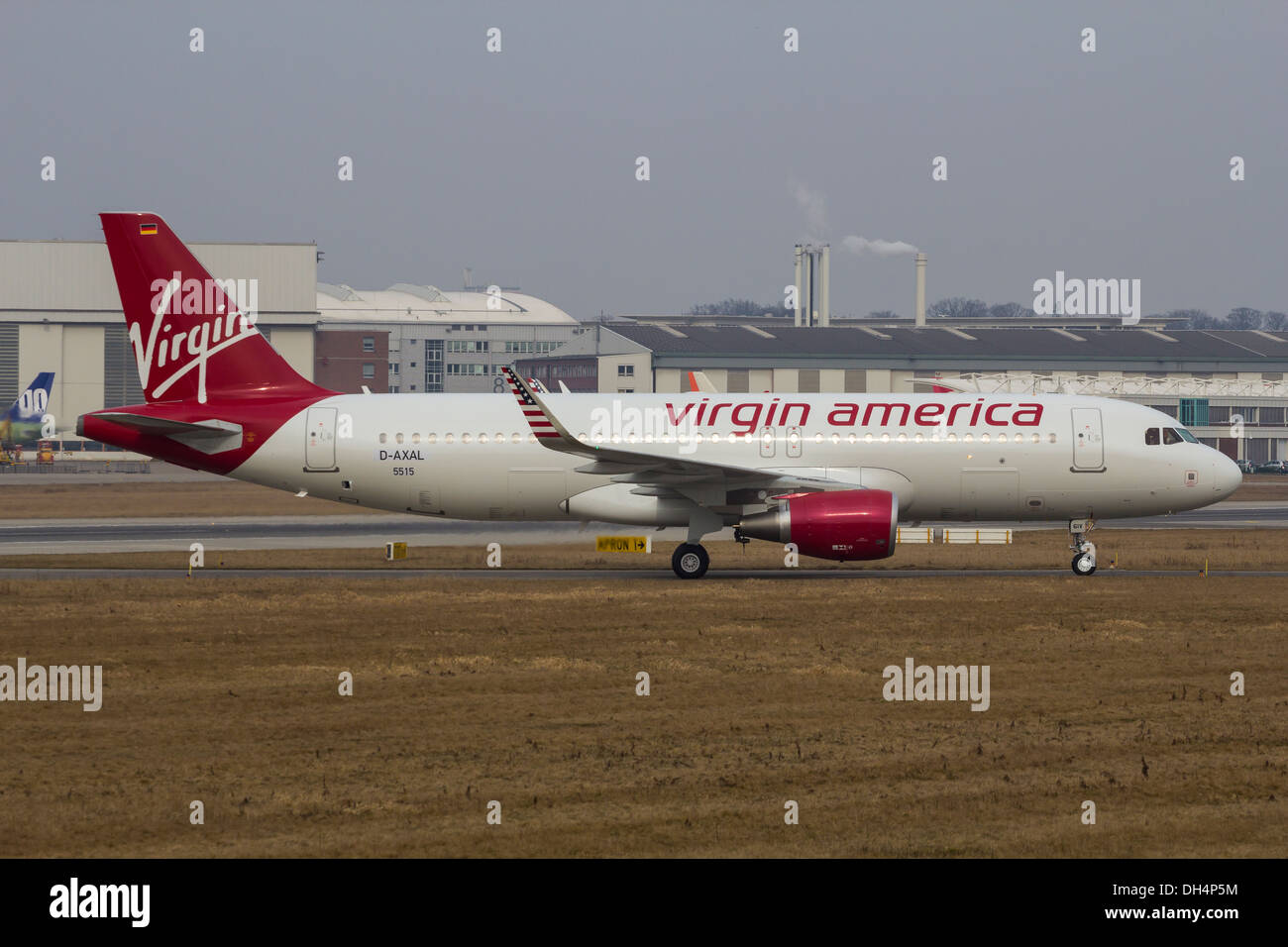 One of the First Sharklet Airbus A320 for Virgin America landing at the ...