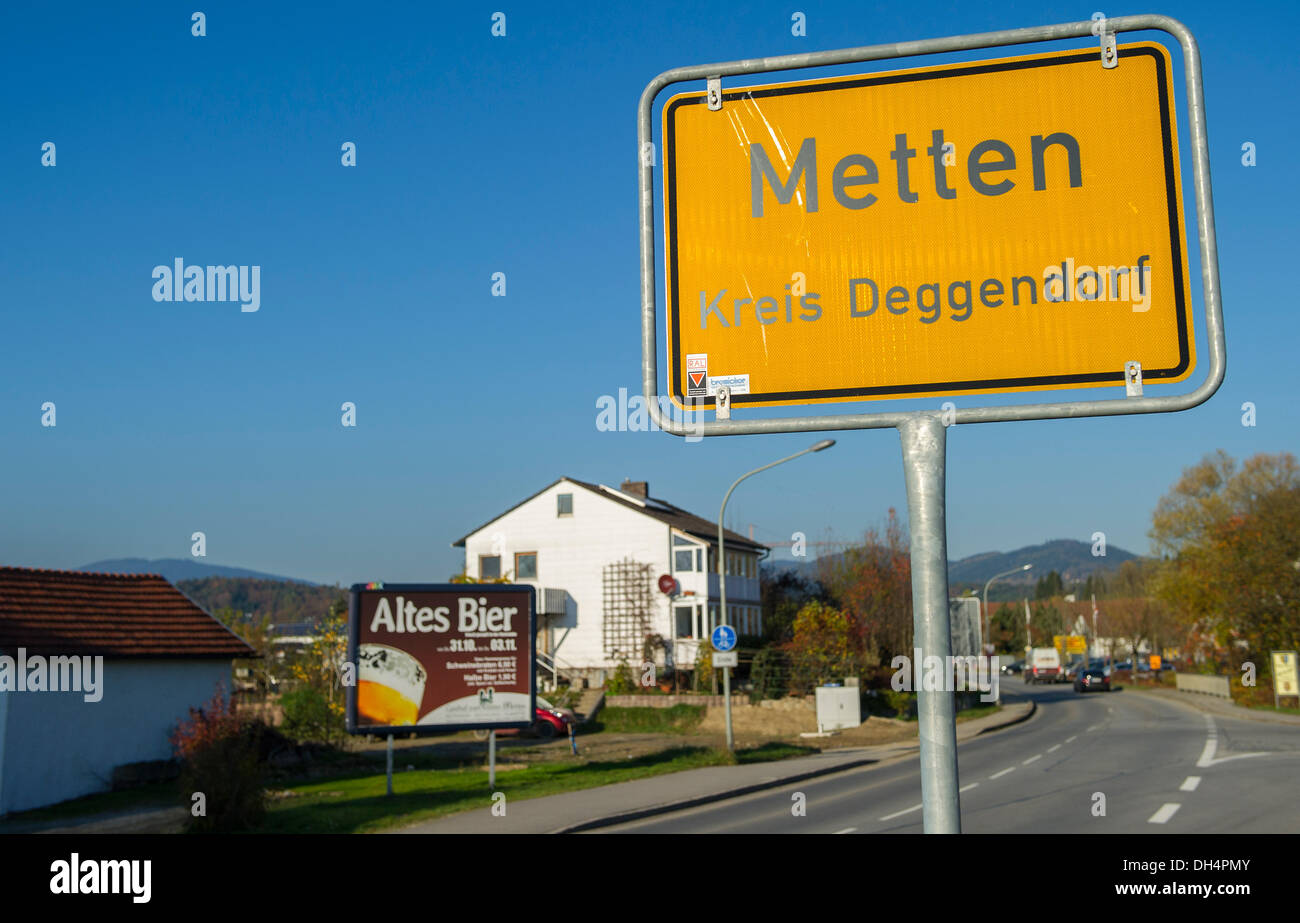 Cloister metten hi-res stock photography and images - Alamy