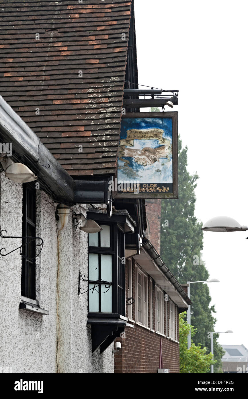 Alcohol old salutation inn pub nottingham tourist hi-res stock ...