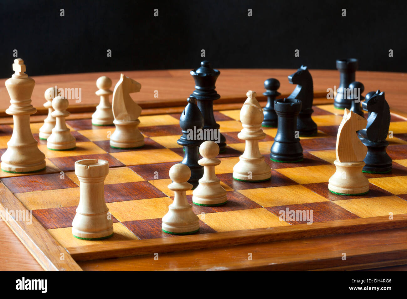 Chess board chess pieces hi-res stock photography and images - Alamy
