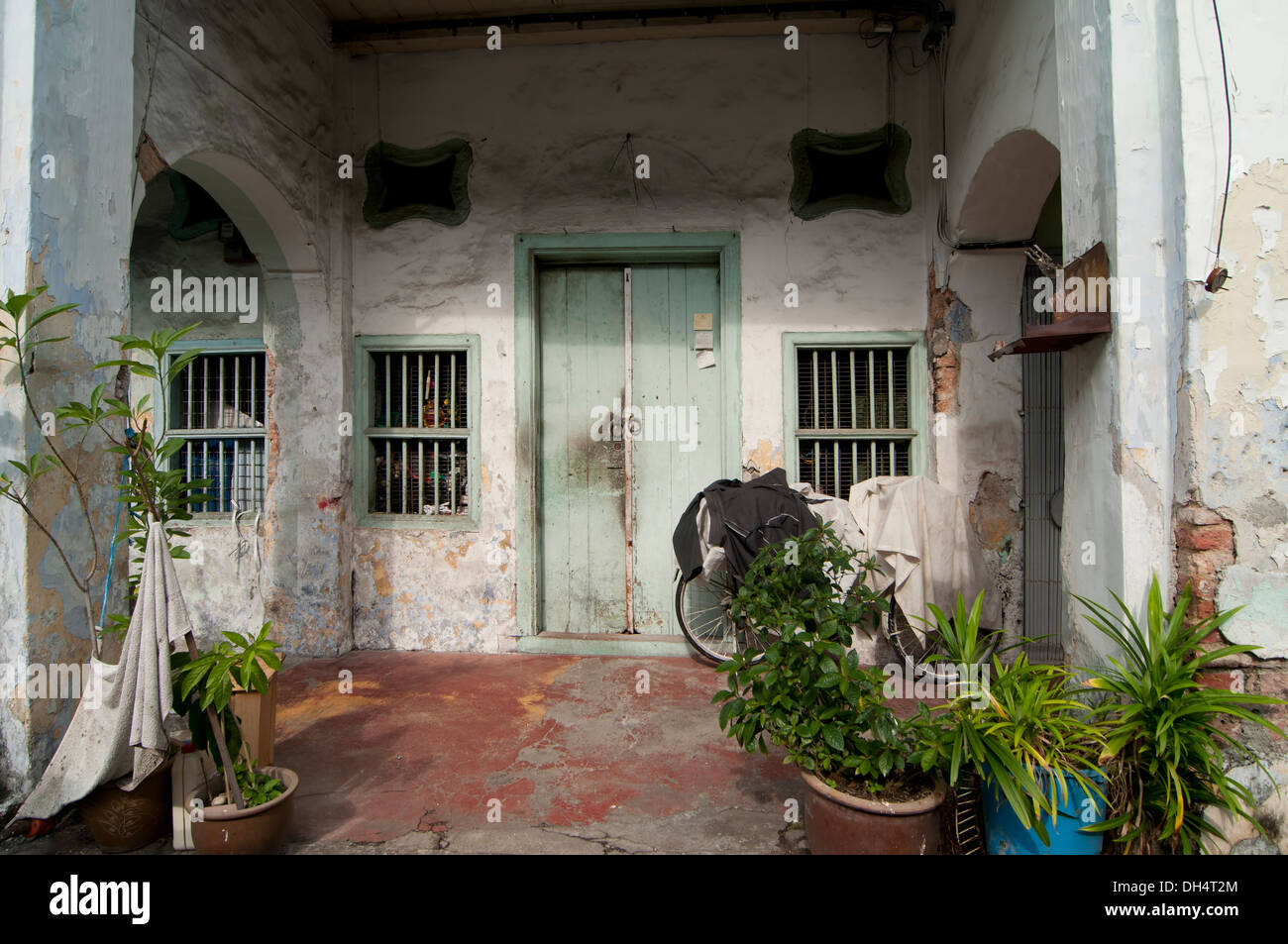 An old shop building in UNESCO World Heritage Site, Georgetown, Penang ...